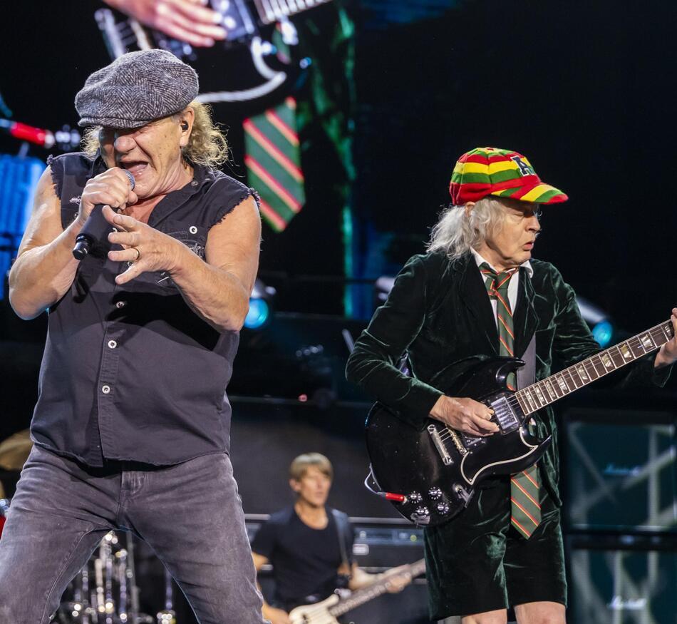 Soldier Field Seating Chart & Seat Views | SeatGeek