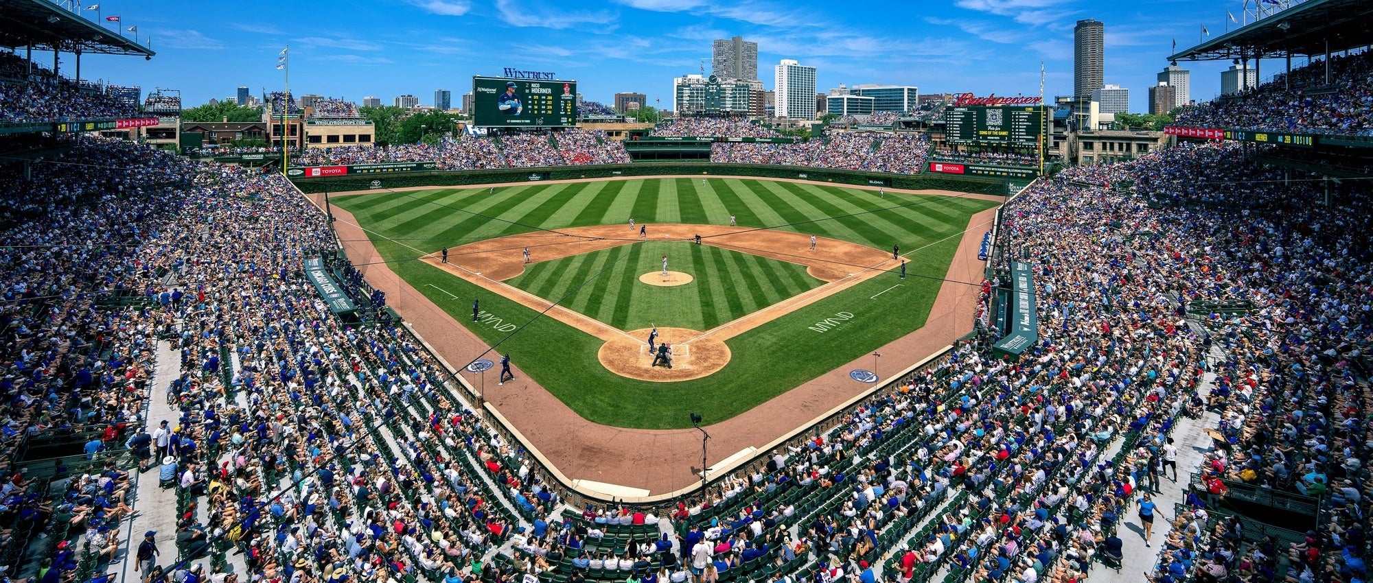 Wrigley Field - Section Club Box Infield 12 Seat View | SeatGeek
