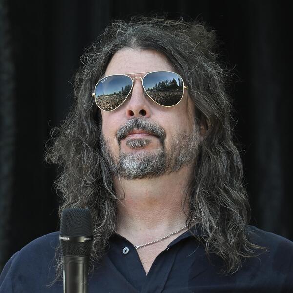 Dave Grohl Tickets & Concert Tour Dates 2025 | SeatGeek.ca