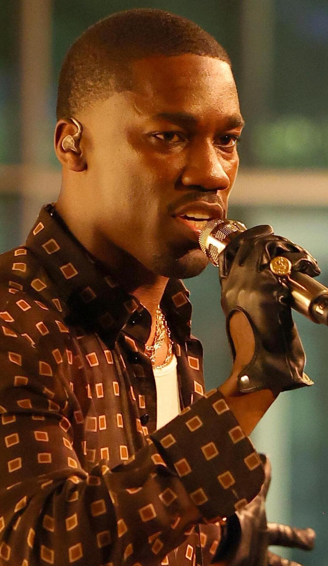 Giveon Tickets & 2025 Concert Tour Dates | SeatGeek