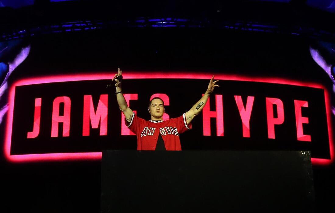 Radius Chicago Tickets - 2024-2025 Radius Chicago Concert Tickets ...