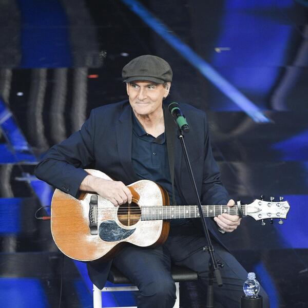 James Taylor with His All-Star Band and Tiny Habits tickets in Vienna ...