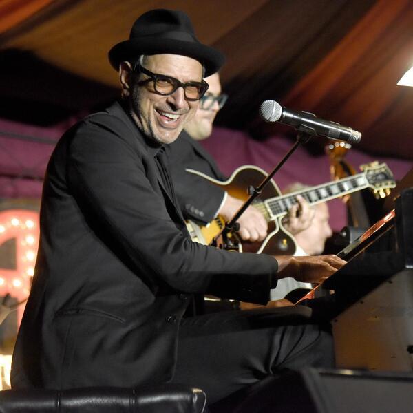Jeff Goldblum & The Mildred Snitzer Orchestra with Seattle Symphony ...