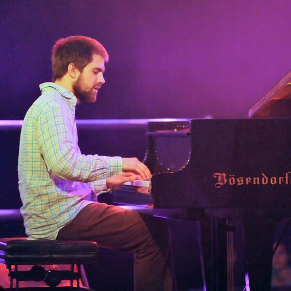 Kit Downes Tickets & 2025-2026 Concert Tour Dates | SeatGeek