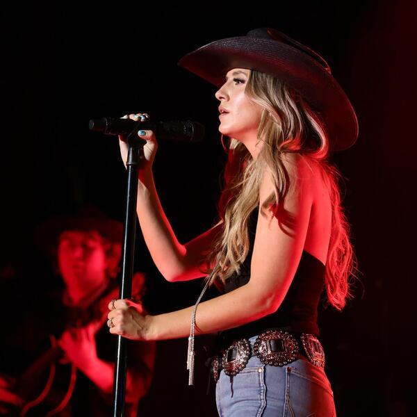 Pro Football Hall of Fame Concert of Legends: Lainey Wilson tickets in ...