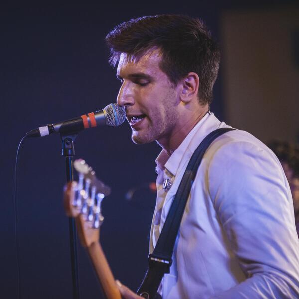 Max Frost Tickets & 2025 Tour Dates | SeatGeek.ca