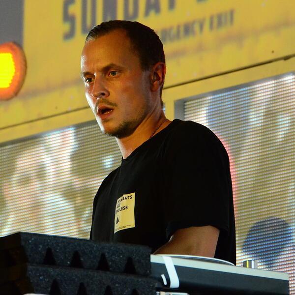 Robert Dietz Tickets & 2025 Tour Dates | SeatGeek.ca