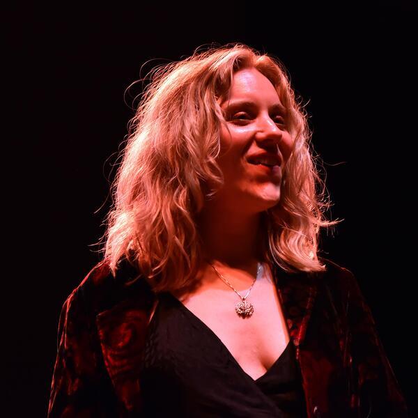 Suzi Dian Tickets & 2025-2026 Concert Tour Dates | SeatGeek.ca