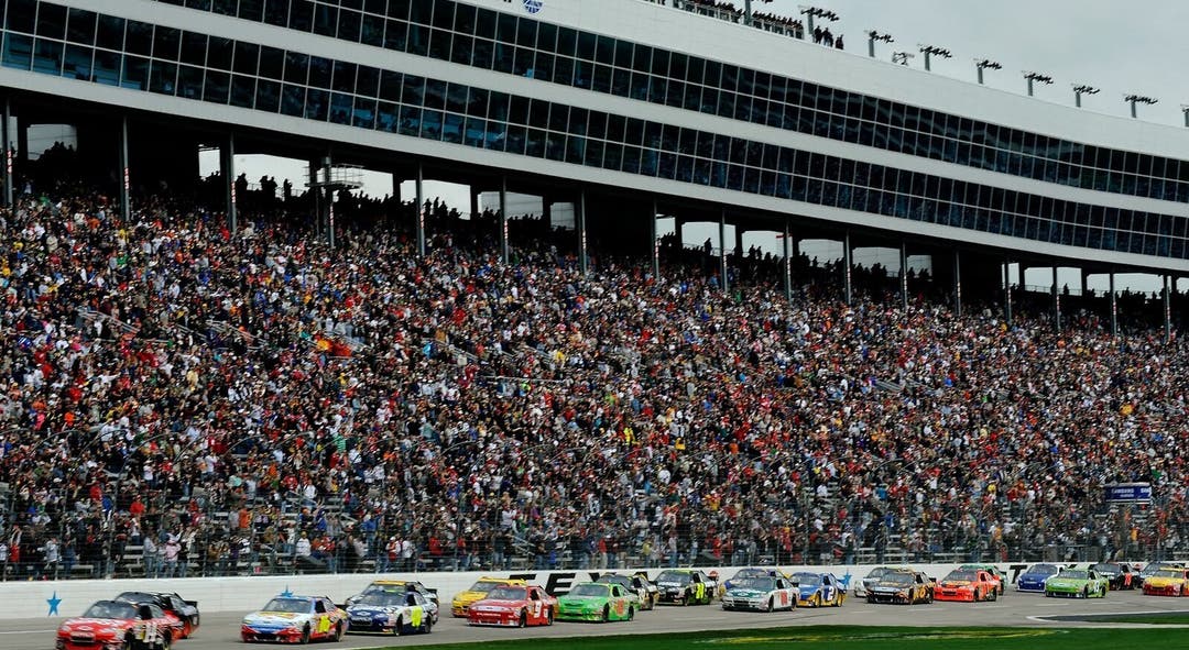 Texas Motor Speedway Seating Chart & Seat Views | SeatGeek