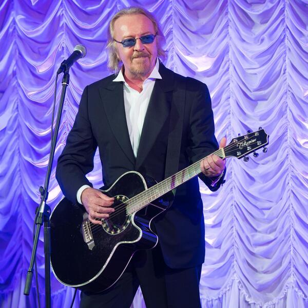 Umberto Tozzi Tickets & 2025-2026 Concert Tour Dates | SeatGeek.ca