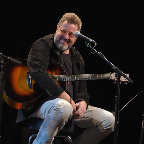 Vince Gill tickets in Nashville (Ryman Auditorium) - Aug 16, 2025 at 8 ...