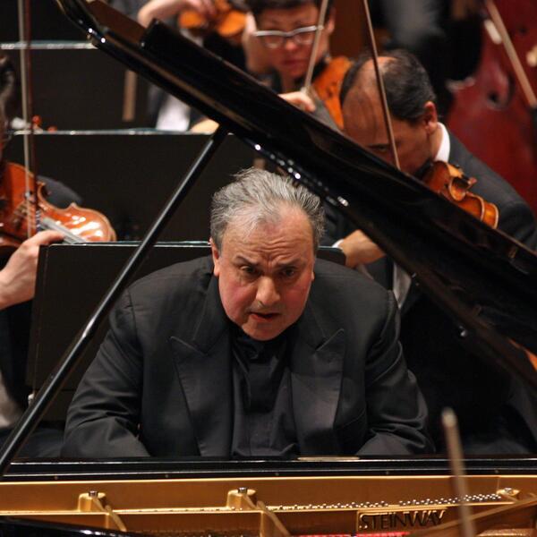 Yefim Bronfman Tickets | 2025-2026 Yefim Bronfman Tour Dates | SeatGeek.ca