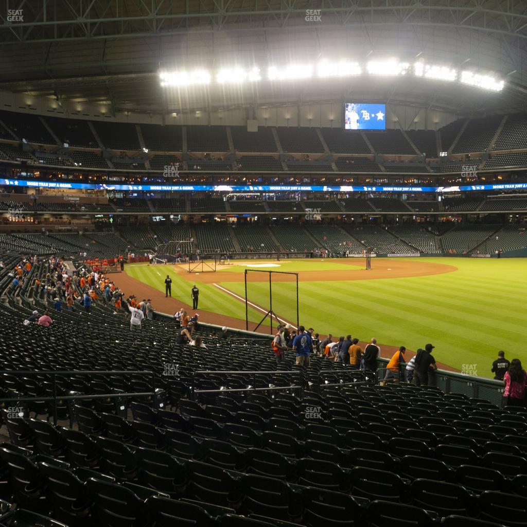 Daikin Park - Section 134 Seat View | SeatGeek.ca