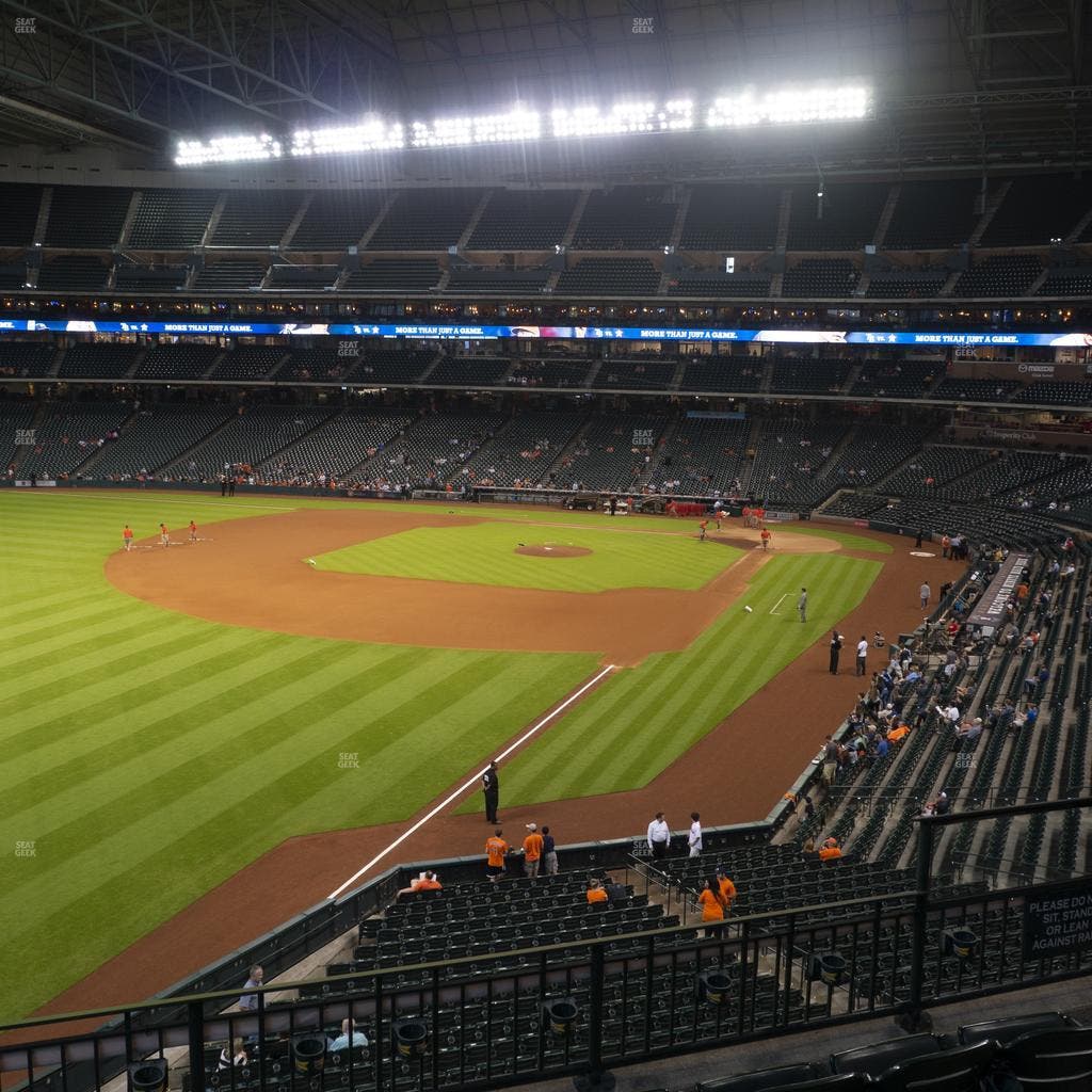 Daikin Park - Section 205 Seat View | SeatGeek.ca