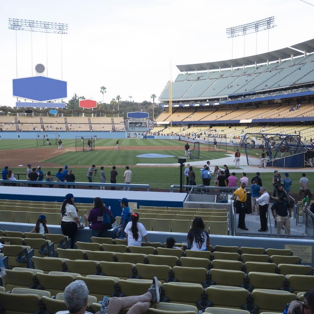 Dodger Stadium - Section 15 Fd Seat View | SeatGeek