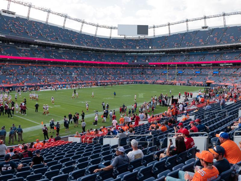Chiefs at Broncos tickets in Denver (Empower Field at Mile High) - Nov ...